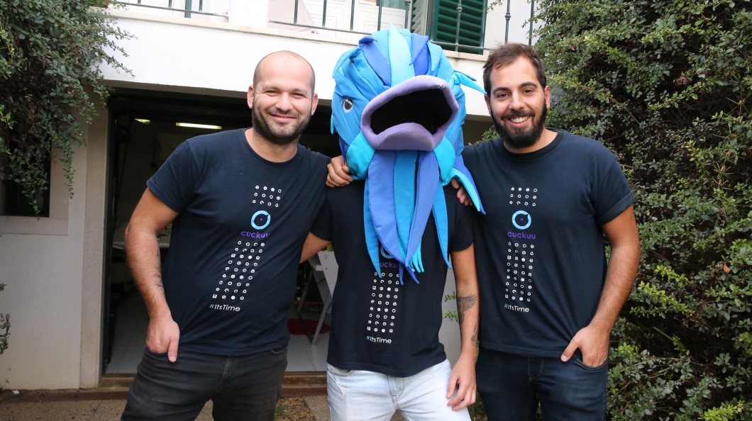 Cuckuu. E se os alarmes do seu telemóvel também fossem uma rede social?