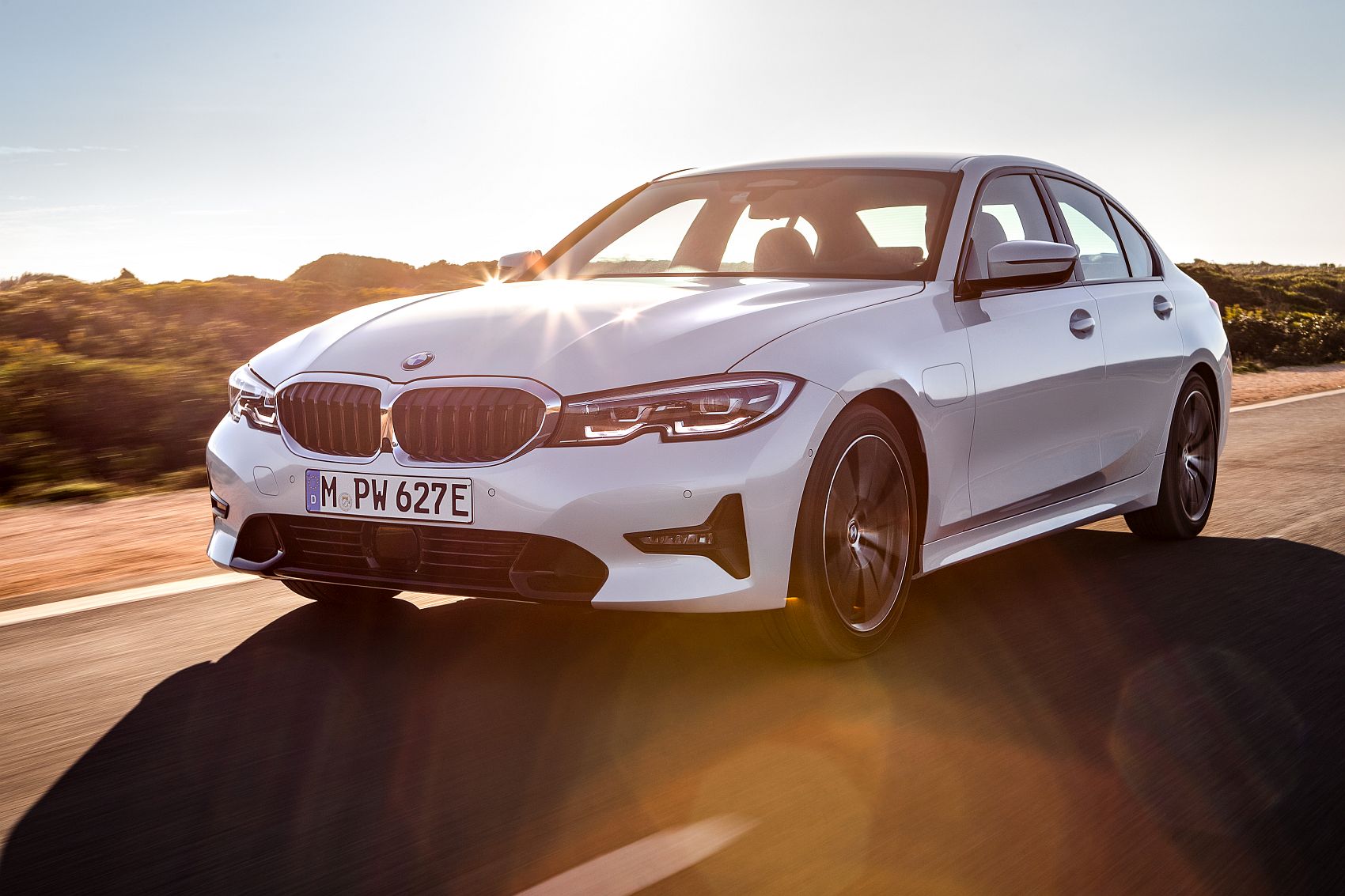 BMW 330e Esp rito Desportivo Com Autonomia Para 60 Km el tricos BMW 330e Esp rito Desportivo Com Autonomia Para 60 Km el tricos